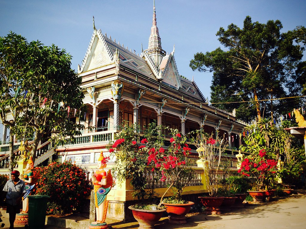 Dat Set Pagoda - Vietspace Travel