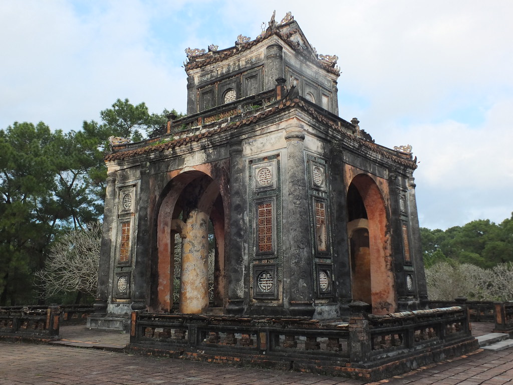 Tomb of Tu Duc - Vietspace Travel